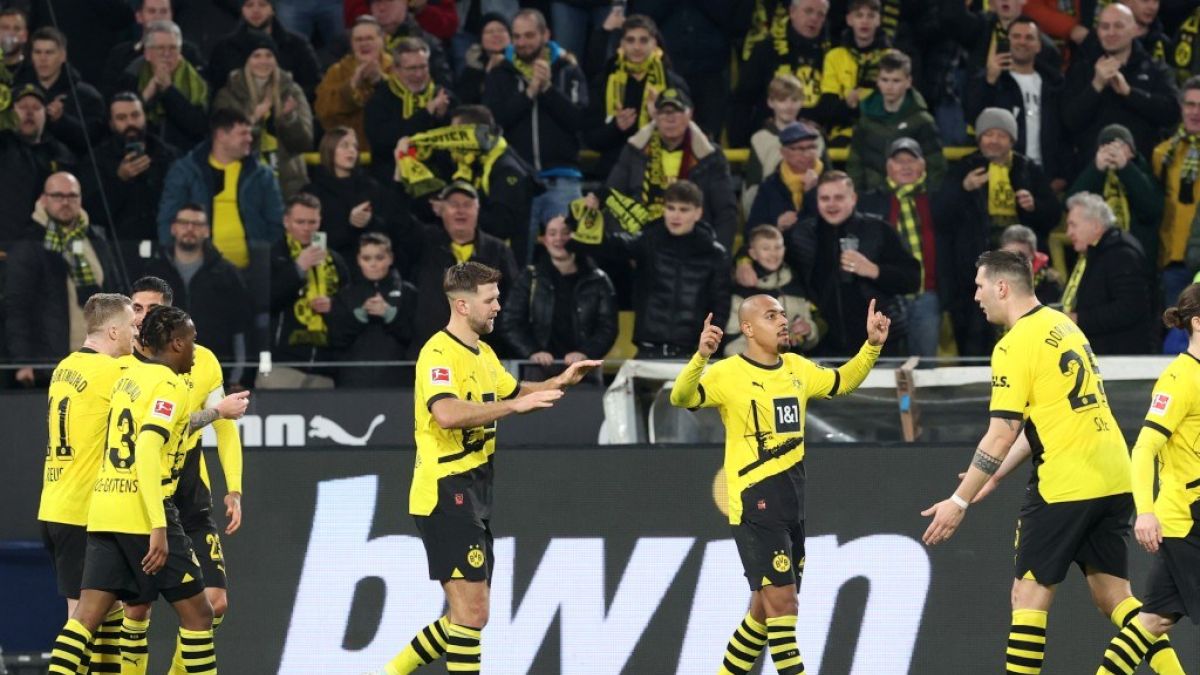 Der BVB gewinnt souverän gegen Freiburg: Interaktiver Freundschaftskick ...