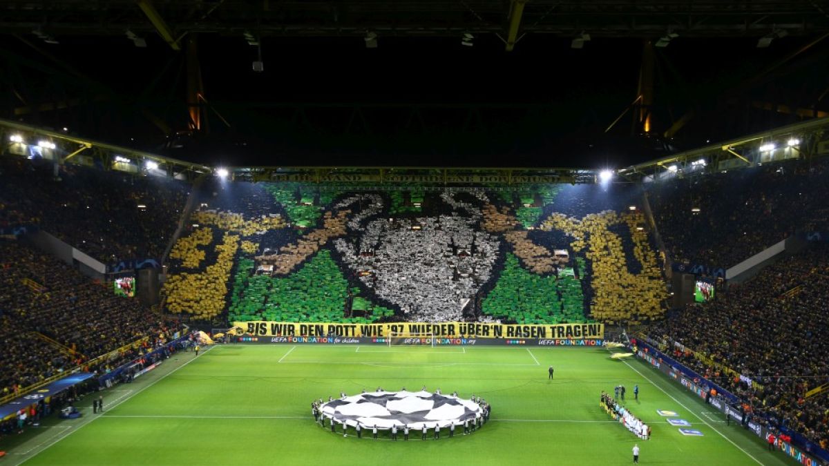 Rote Erde, Pommes Rot-Weiß und die Gelbe Wand